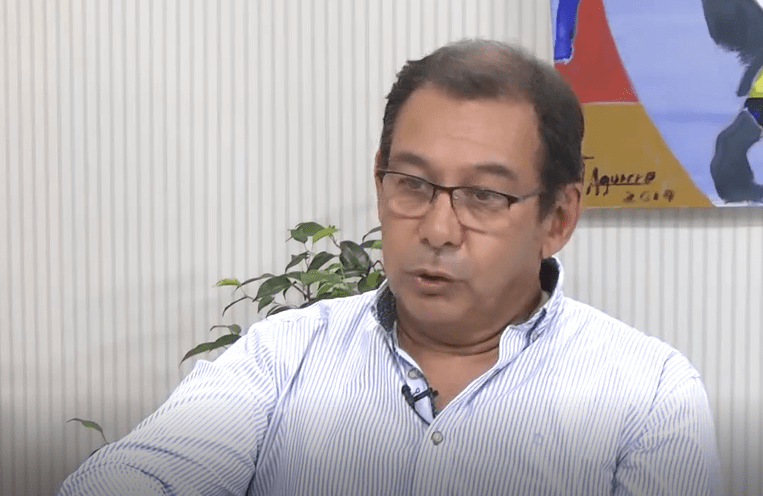 Héctor Araújo – Entrevista completa LMDO | Canal Once