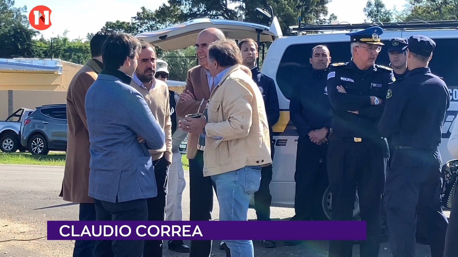 🎙️ Claudio Correa, Jefe de Policía de Rocha, junto con Alejo Umpierrez, Intendente de Rocha, y ...