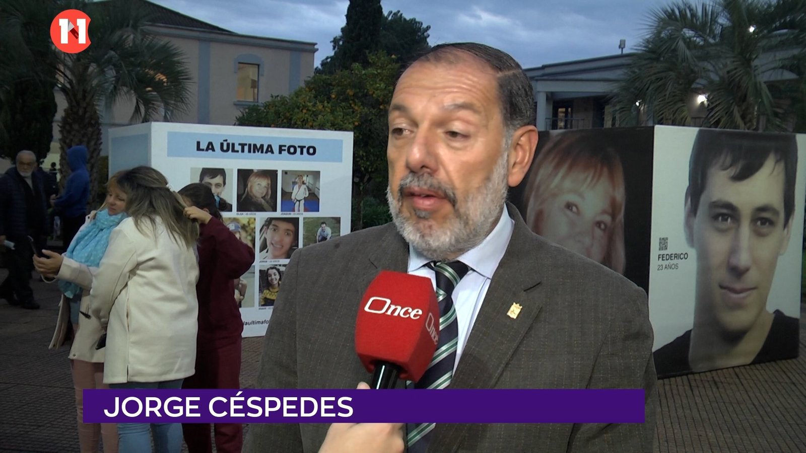 🎨📸 Jorge Céspedes, Director General de Cultura Se estrenó la muestra “La última foto” en el ...